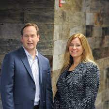 Carrie Walton Penner Biography, Wiki, Height, Age, Net Worth ...